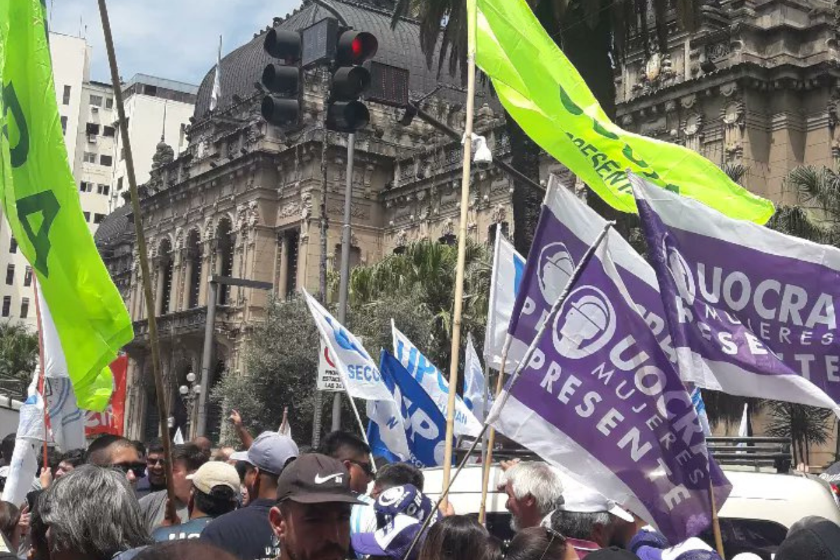 Tucumán Noticias – Agencia de Noticias - Cómo fue la marcha de la CGT ...